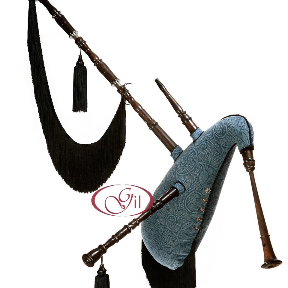 Gaitas | Obradoiro de Gaitas Gil y museo de Instrumentos en Ponteareas